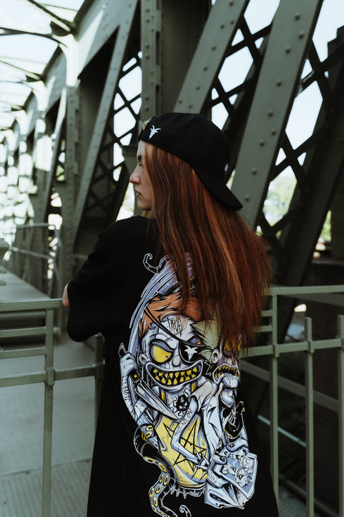 Trust No One - T-Shirt